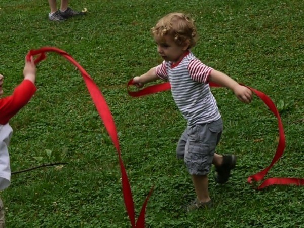 Squiggle Activity For Kids | Tinkergarten